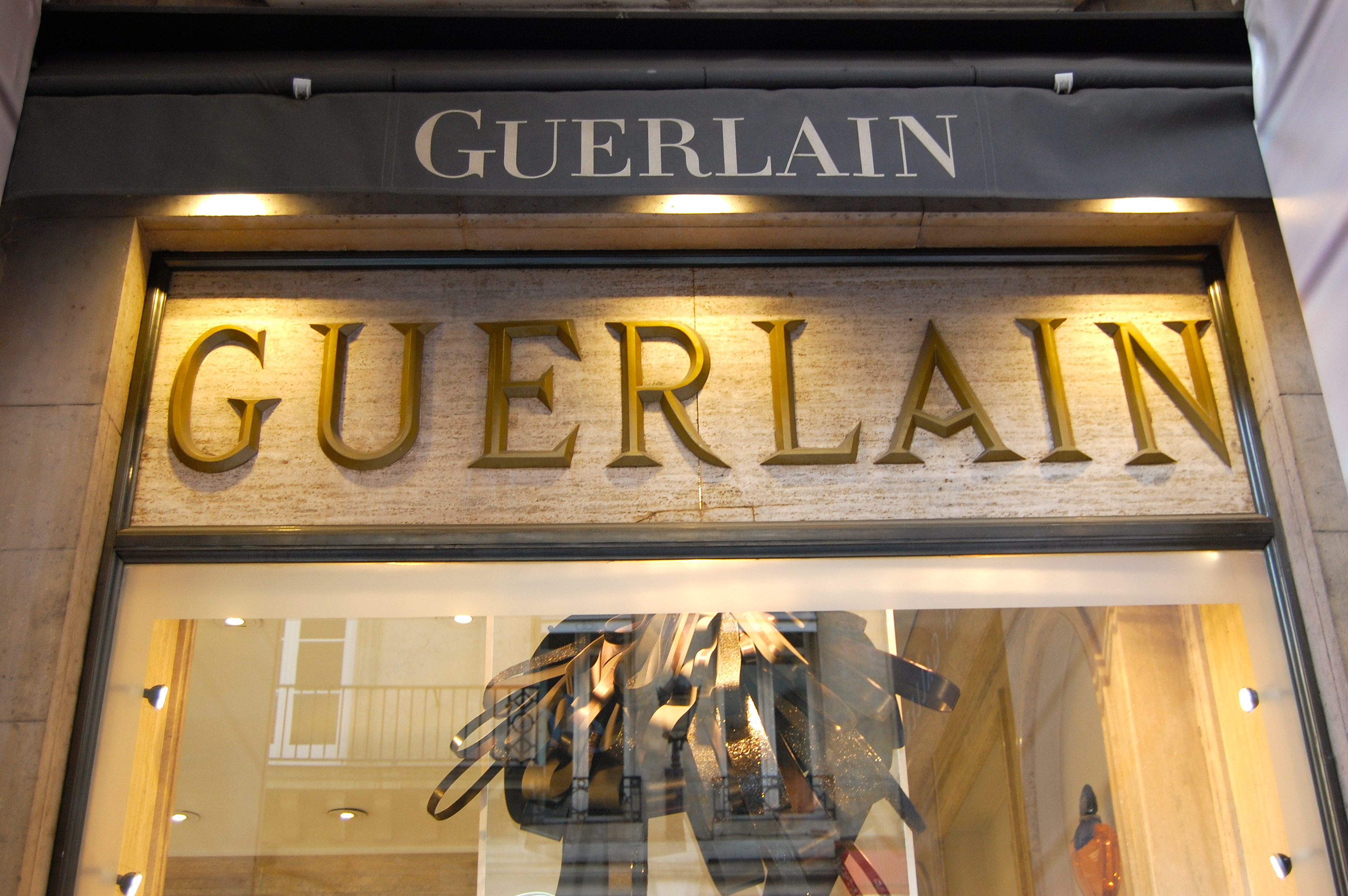 Paris et le parfum : une belle histoire d'amour